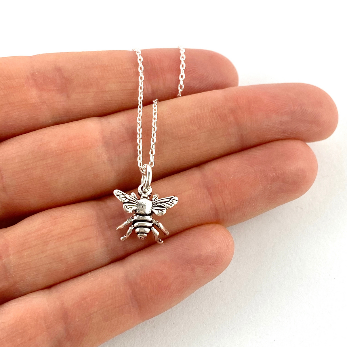 Sterling Silver Bee Necklace – silveraddict