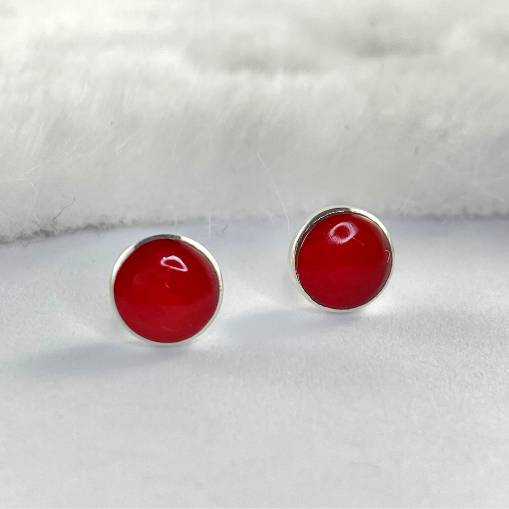 Red Studs – silveraddict