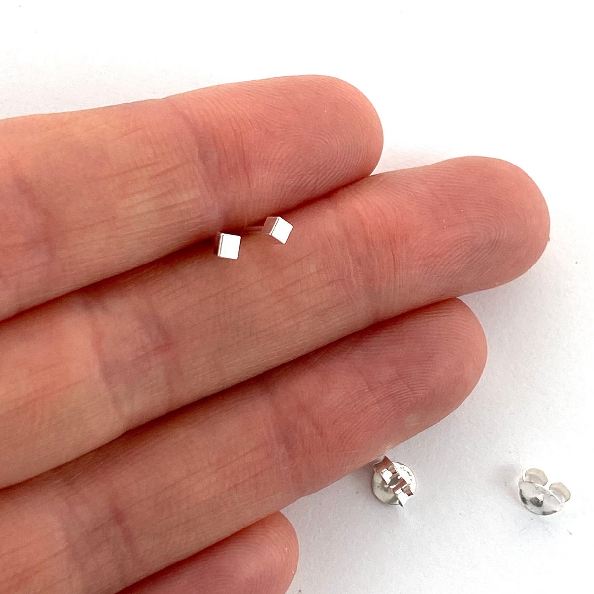Tiny Cube Studs – silveraddict